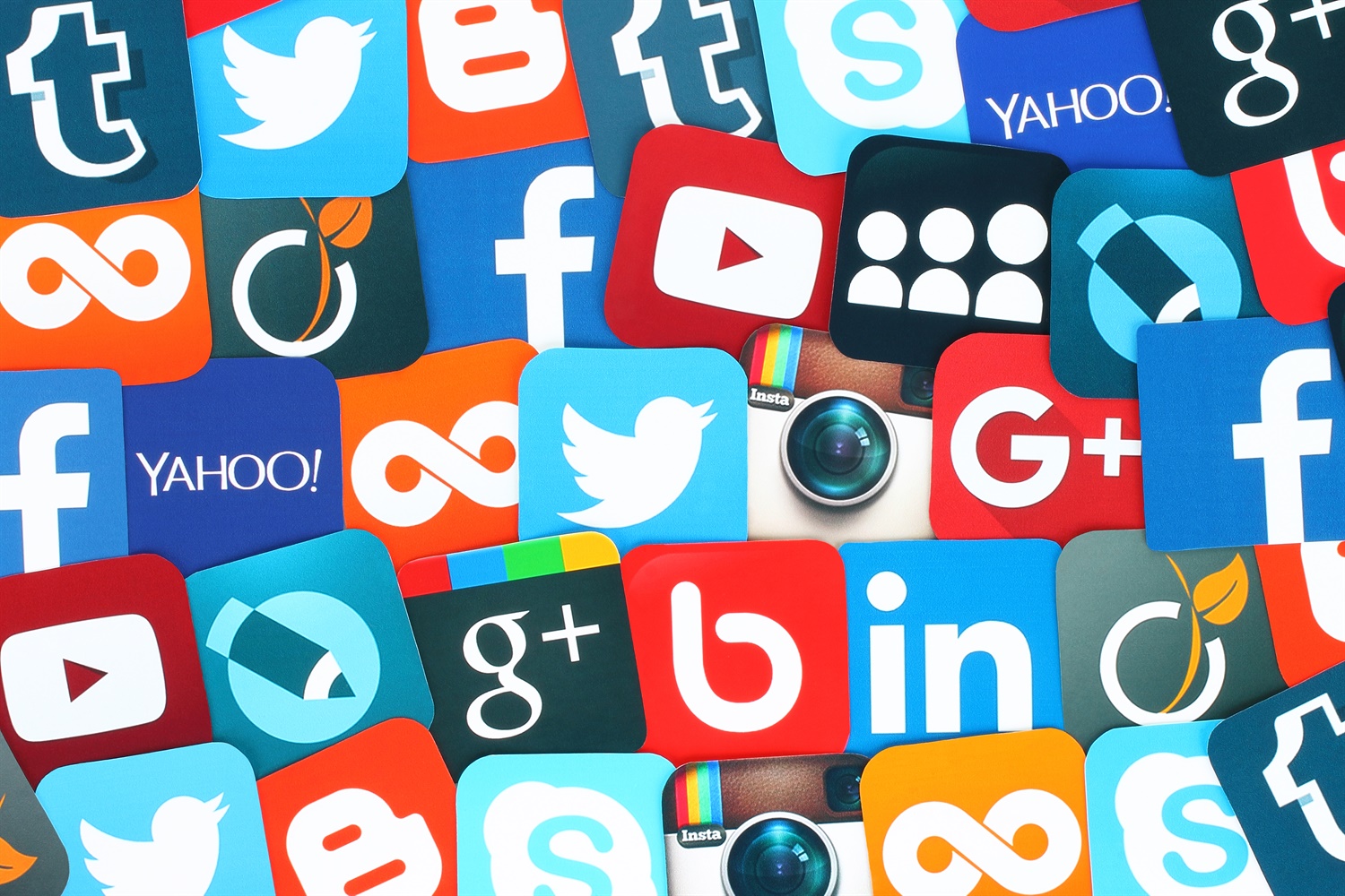 Social Media Hurts Those Who Let It Social Media Hurts Those Who Let It