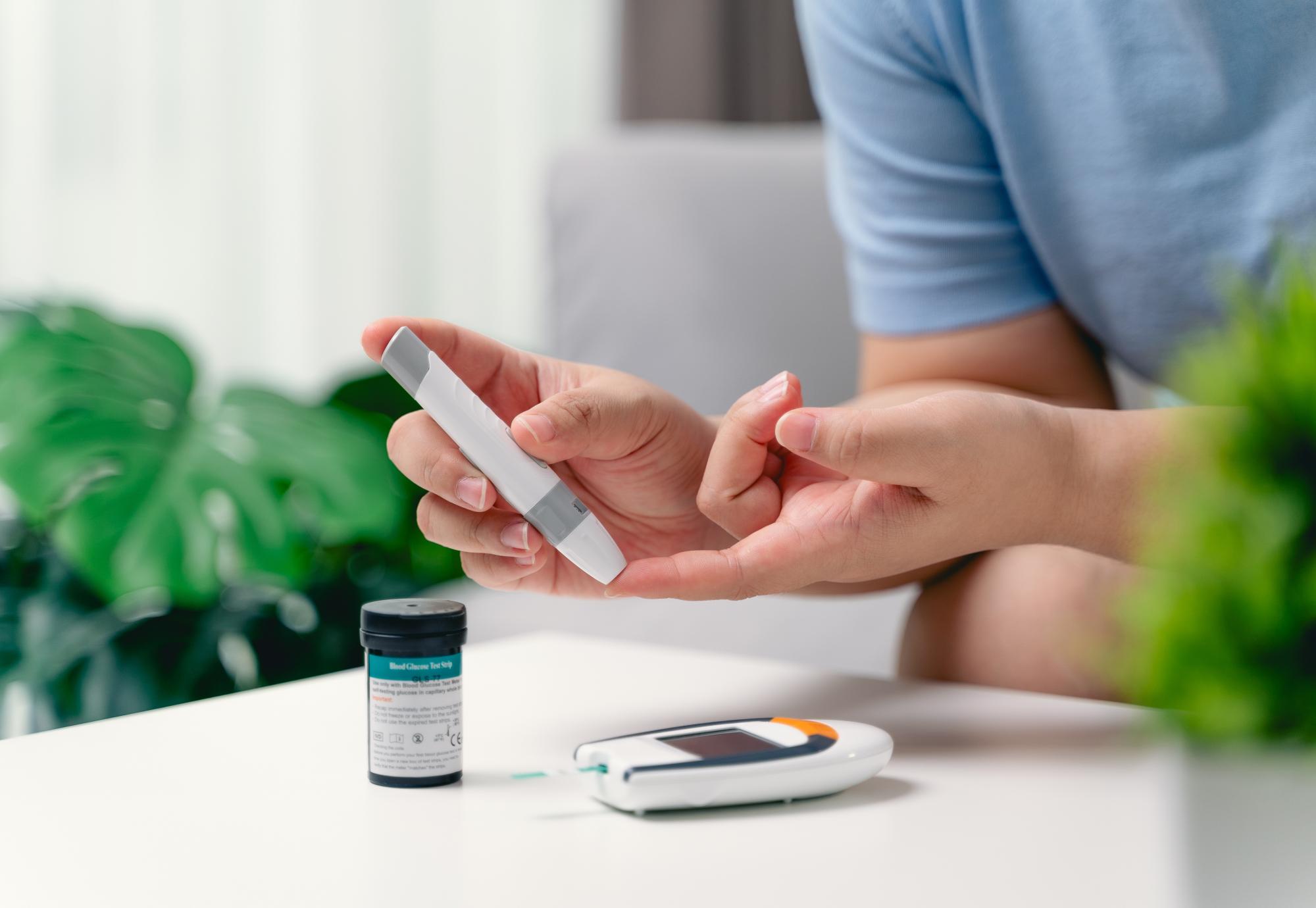 NHS to roll out groundbreaking treatment that delays type 1 diabetes ...
